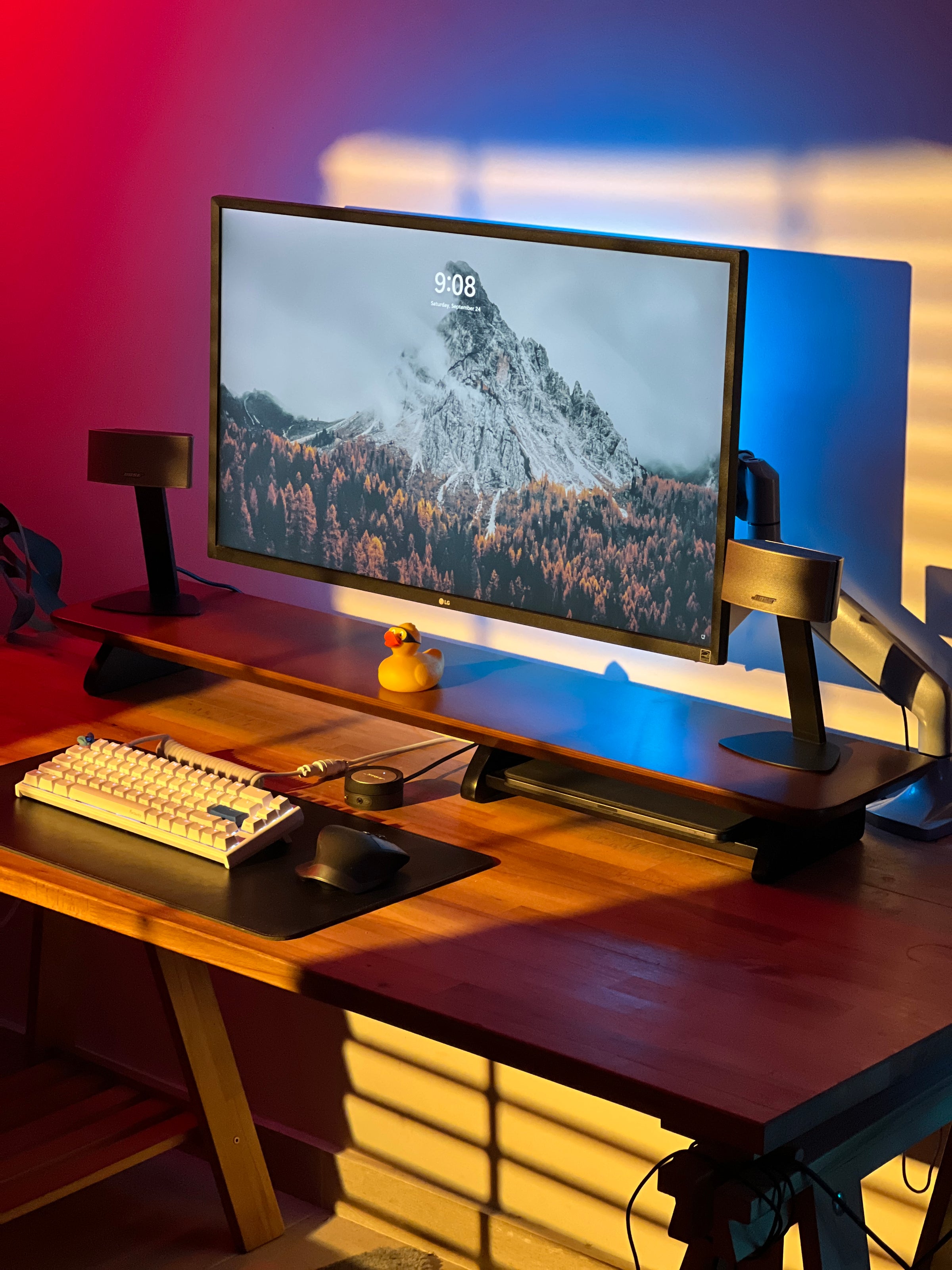 Woodsy Premium Desk Monitor Stand